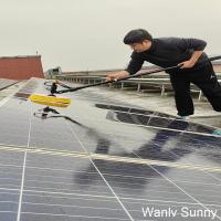 China Adjustable Solar Panel Cleaning Brush with Rotating Head 24H Service for sale