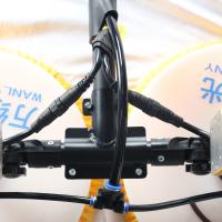 China Mobile Solar Panel Cleaning Tool with 7.5m Telescopic Pole and Double Rotating Heads for sale