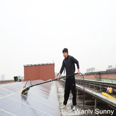 中国 電動太陽光パネルクリーニングブラシ,二重電源と3.5m拡張ハンドル 販売のため