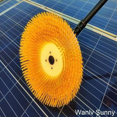 China Reiniging van hoge plaatsen Eenvoudig schijfkop zonnepanelen reinigingsmachine met 5,5 M handvat Te koop