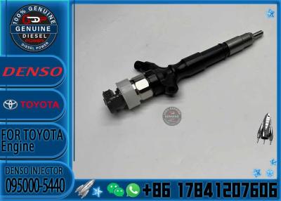 China diesel engine injector 095000-5440 for toyota diesel fuel injector injection engine parts 23670-0L020 for sale