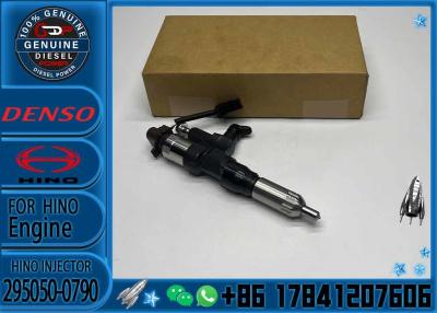 China Dieselmotorinspuitmachine 295050-0790 Diesel Common Rail brandstofinspuitmachine 23670-E0530 Te koop