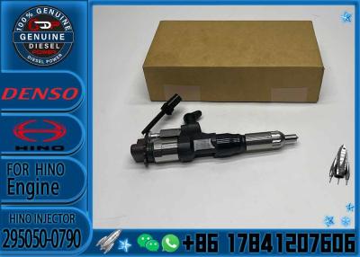 China Dieselmotorinspuitmachine 295050-0790 Diesel Common Rail brandstofinspuitmachine 23670-E0530 Te koop