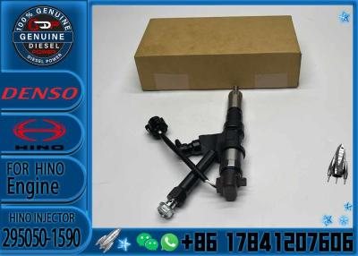 China High Quality Fuel Injector 295050-1590 Fuel Injector Assembly 23670-E0590 For Toyota HILUX 2KD-FTV for sale