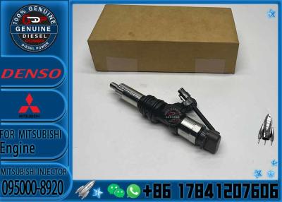 Cina DENSO iniettore 095000-8920 ME306398 nuovo iniettore Common Rail 095000-8920 ME306398 per motore M-itsubishi 6M60T in vendita