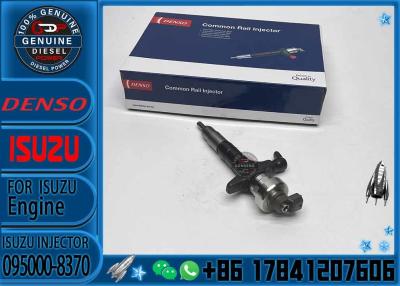 China High Quality Fuel Injector Nozzles 0950008370 095000 8370 Common Rail Injector 095000-8370 For Isuzu DMAX for sale