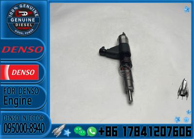 High Quality Common Rail Injector Fuel Injector 095000-8940 / RE543266 For John Deere 4045T