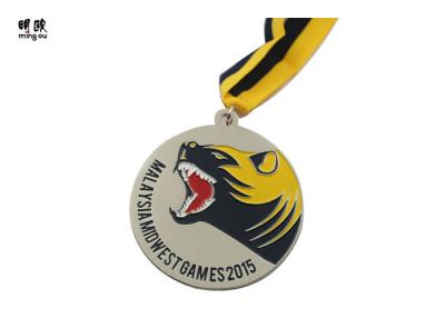China Shiny Silver Iron Material Custom Award Medals Personalized Medallions For Honor for sale