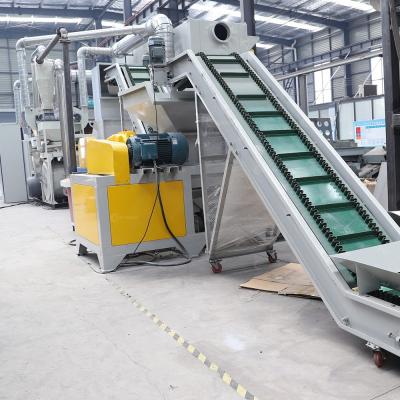 Cina Disintegratore per pannelli solari da 200 a 1000 kg/h per il riciclaggio dei pannelli fotovoltaici di scarto in vendita