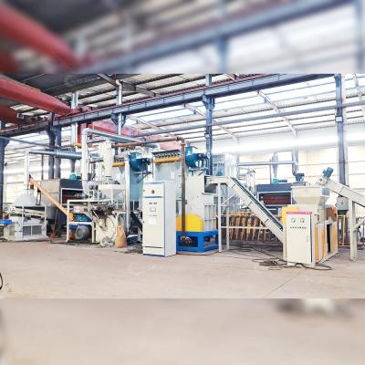 Cina 200-1000 kg/h Macchina per il riciclo di polvere di piastra solare monocristallina per la rimozione del vetro in vendita