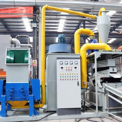 Cina 100% di rame di purezza scarto di cavi di filo di separazione di riciclaggio usato granulatore di cavi di rame in vendita