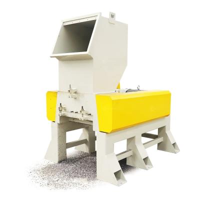 China Single Shaft Design Car Lithium Battery Crushing Equipment Blade Crusher for Crushing for sale