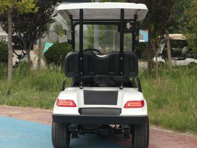 Cina Autostrada legale NEA Carrozze da golf bianche per 2 persone Veicoli a nuova energia OEM con parabrezza anteriore in vendita