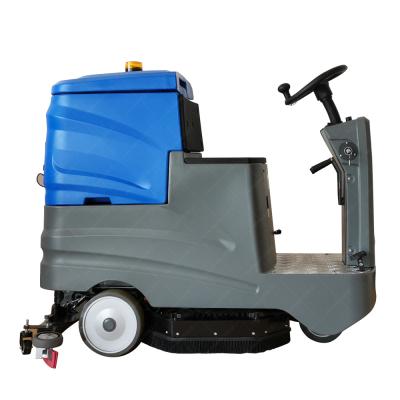 Cina Blue 550mm Width Cleaning Floor Scrubber Ride On Type New Energy Lead Acid Battery in vendita