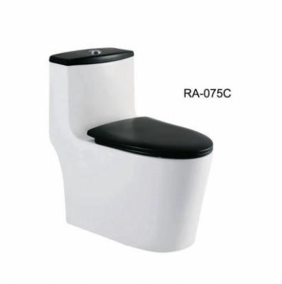 Cina Sciacquone di un pezzo del bagno degli articoli del Wc della parete del supporto della sciacquone di vampata di colore sanitario moderno del carro armato in vendita