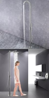 Cina Matte Black Bathroom Shower Head ha messo i rubinetti della doccia del bagno di isolato in vendita