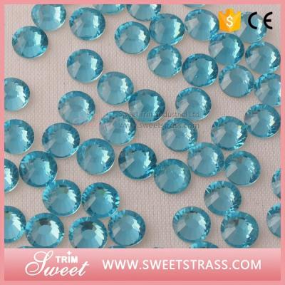 China Hot Fix Rhinestones Pillow Dress Shirt Coat Bling Decoration Wholesale Factory Strass Crystal Diamond Trim for Clothing for sale