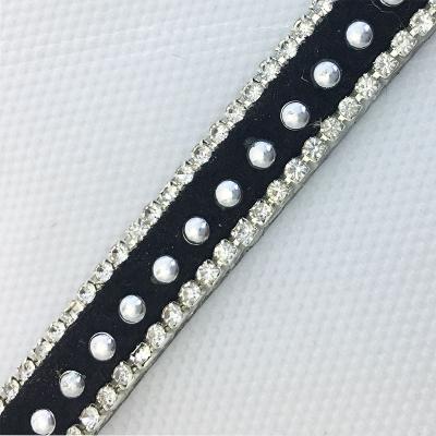 China 2018 New Design Rhinestone Banding Black Weave with Crystal Hot Fix on Dress Shoes Strips Trimming Clothing Accessories for sale
