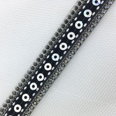China 2018 New Design Rhinestone Banding Black Weave with Crystal Hot Fix on Dress Shoes Strips Trimming Clothing Accessories for sale