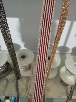 China Hot Fix Weave Crystal Trimmings Resin Strip Glass Stones Rhinestone with Weave Banding Fashion Decoration Garment Trim for sale
