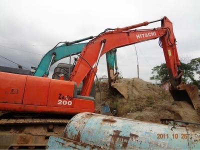 China EX200-6 used excavator hitachi hydraulic excavator with jack hammer for sale