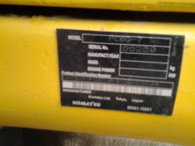 China crawler moving type used komatsu PC60-7 japan mini crawler excavator for sale