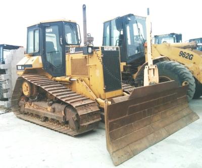 China D5M utilizó el dormilón CATERPILLAR D5M XL de África de la oruga de la niveladora para la venta en venta