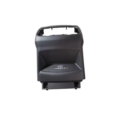 Cina 3 mesi Lynk Co 01 Armrest Box Assemblaggio Pannello decorativo Pannello interno per auto in vendita