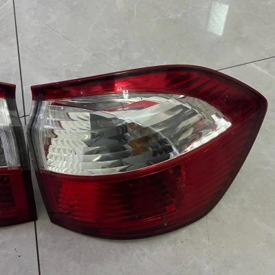 Cina Lampade posteriori in plastica a LED per BYD S6 Risoluzioni di illuminazione esterna e interna in rosso e bianco in vendita