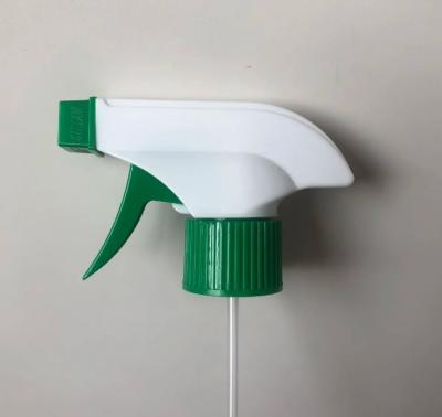 中国 トリガースプレー スタンドアップ PP ウォーターボトル トリガースプレー付き プラスチック製 ハンド ホームクリーナー 販売のため