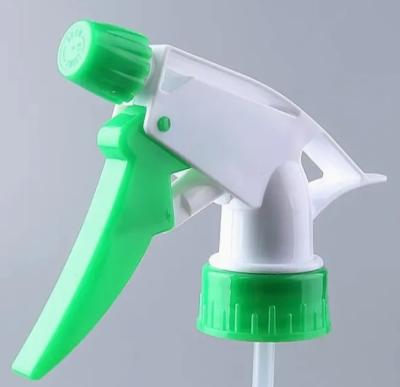 Chine Tête de pulvérisateur à gâchette pour flacon de brumisation résistant aux produits chimiques 28/400 pour produits d'entretien automobile, durable à vendre