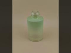 New Design Matcha Green Ribbed Glass Bottle for Soaking Lotion