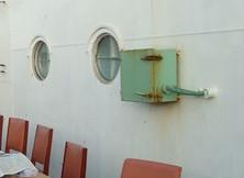 China Fireproof Marine Windows / Marine Glass Windows Bolt Or Welded Installation for sale