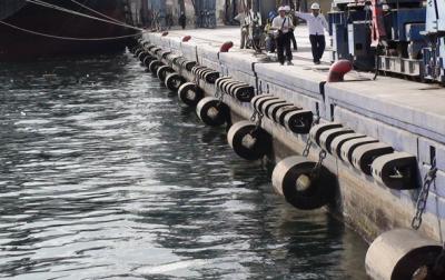 China French Warships Rubber Elements Marine Rubber Fender for Dock , CCS ISO 17357 for sale