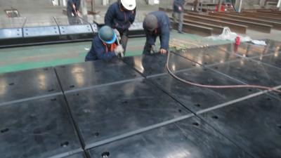 Cina Il cuscino ammortizzatore di plastica di UPE UHMWPE riveste il bordo di pannelli antiurto dell'HDPE del PE 1690×1760mm in vendita
