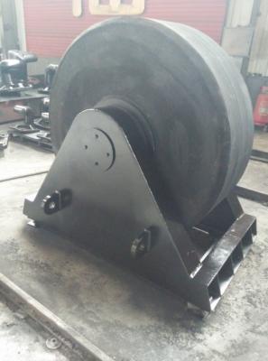 China Roller Wheel Type Marine Rubber Fender Drum Rudder Fendering For Dock for sale