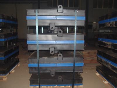 China Customized Marine Dock Fenders Marine Impingement Baffle With PE Face Pads for sale