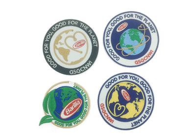 Il ferro su ordinazione sull'adesivo dei vestiti ha ricamato il confine del taglio del laser delle toppe