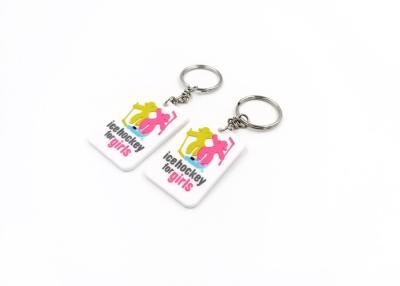 Cina PVC molle Keychains 45mmx30mmx3mm del regalo di promozione durevoli ed infrangibili in vendita
