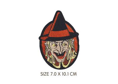 China Twill Custom Halloween Stickers , Pumpkin Scarecrow Iron On Patches Embroidered Patch for sale