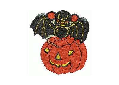 China Twill Custom Halloween Stickers , Pumpkin Scarecrow Iron On Patches Embroidered Patch for sale