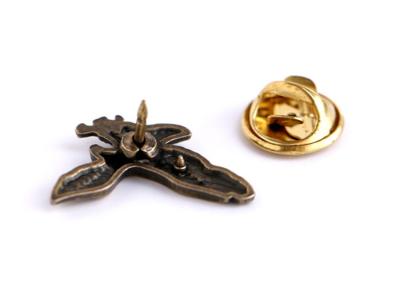 China Plane Enamel Pin Brooch Bag Clothes Lapel Pin Button Badge Jewelry Gift for sale