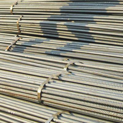 Cina HRB400/500/600 6mm/9mm/12mm di acciaio laminato a caldo a deformazione con lunghezza personalizzata in vendita