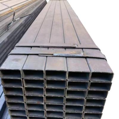 Cina 110x110 Galvanizzato senza cuciture Q235 Metallo ricoperto nero quadrato Canali in acciaio al carbonio U-Bar in vendita