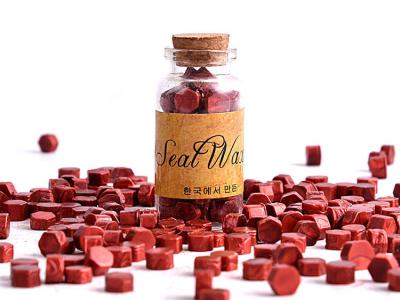 China Beeswax Flexible And Mailable Genuine Wax Seal Beads In Bottle for sale