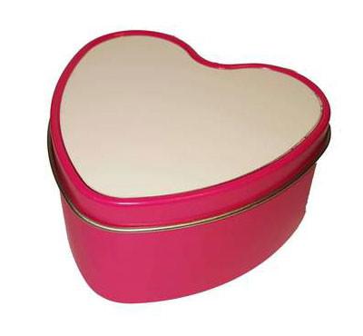 China Bulk Scented Heart Tin Box Candles for sale