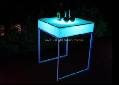 Chine le Tableau de cocktail adapté aux besoins du client par place de 60*60cm LED, Portable allument le Tableau de barre  à vendre