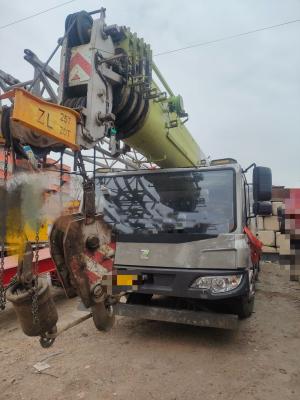 China 2016 Zoomlion Used Truck Crane ZTC251V5 with 25 tons Hooks and 242kW Engine Rated Power for sale