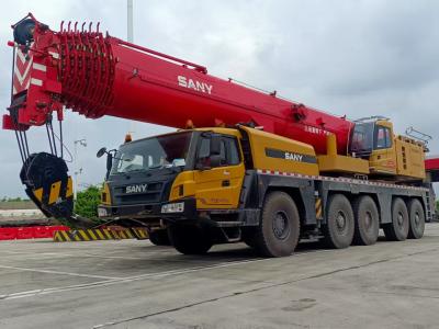 中国 2022年 中古 サニー トラック クレーン SAC2000C8-8 国立VI排出基準と200トンのフックを装備 販売のため