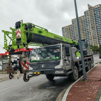 China Used Zoomlion Truck Crane ZTC252E-1 with 25 tons Hooks and Weichai Engine for sale